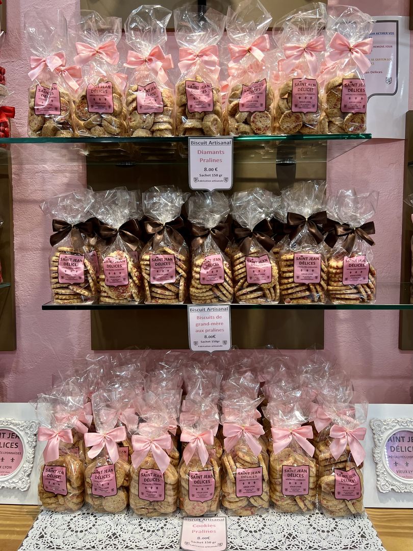 Pralines Roses - La Boutique de la Spécialité Lyonnaise - SLCC - Saint ...